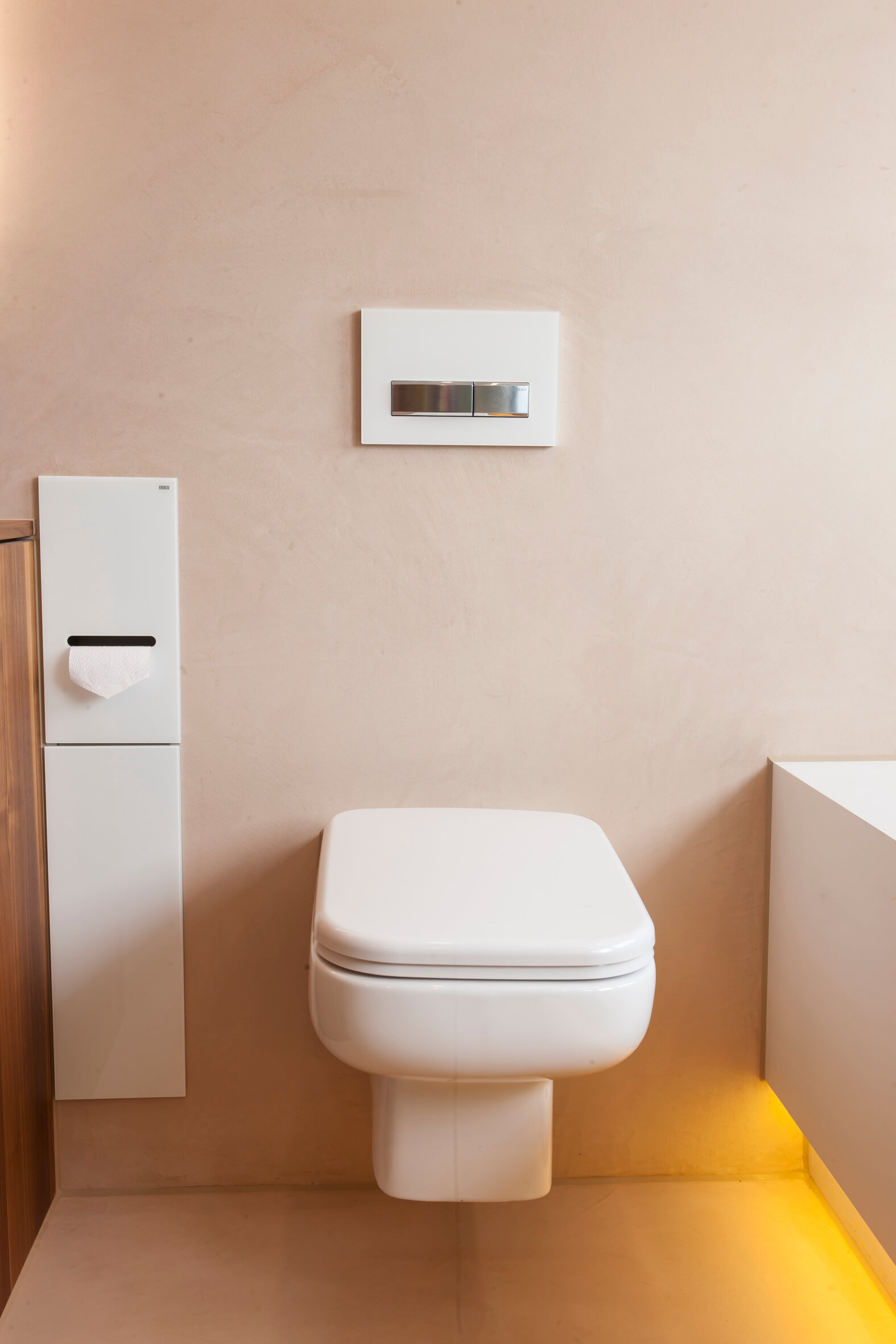 Modernes Bad Design mit Wall and Deco Wet System Tapeten